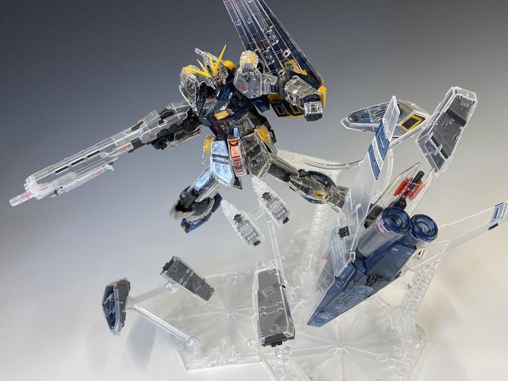 RG RX-93 Nu v ν Gundam H.W.S [clear color] 彩透版 Nu 高達 HWS 裝甲, 興趣及遊戲, 玩具 ...