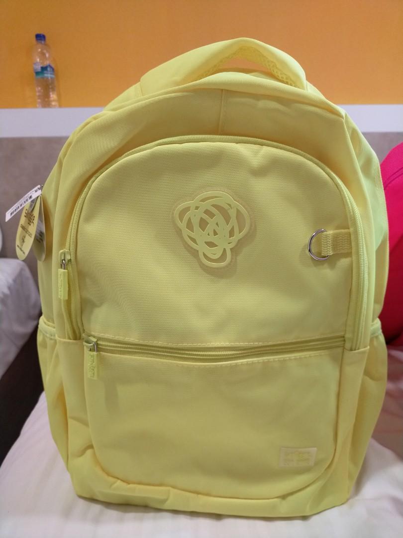 SMIGGLE NEON YELLOW BACKPACK, Women's Fashion, Bags & Wallets ...