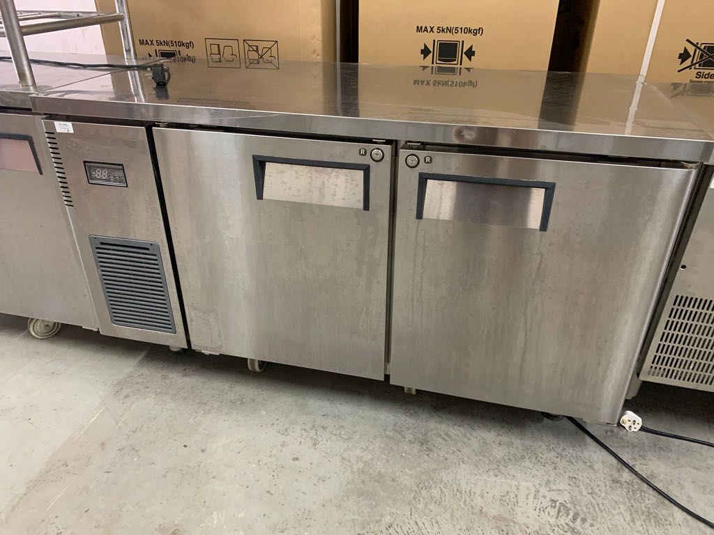 Tabletop 2 Door Counter Chiller, TV & Home Appliances, Kitchen ...
