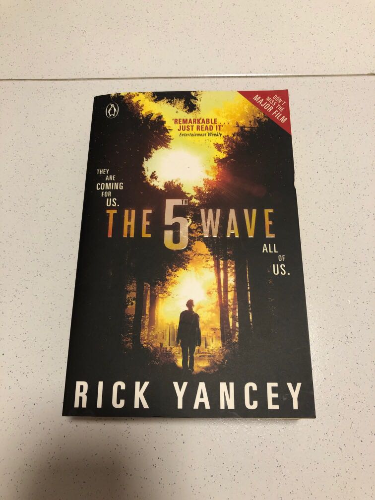The 5th Wave | Rick Yancey, Hobbies & Toys, Books & Magazines, Fiction ...