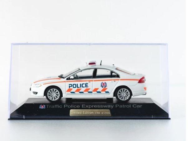 1:43 TP Expressway Patrol Car and 1:38 SPF Mini-Bus Diecast Collectible ...