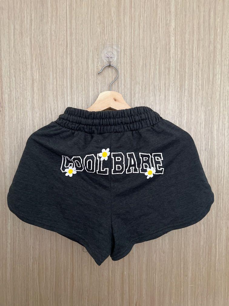 Bershaka short, Women's Fashion, Bottoms, Shorts on Carousell