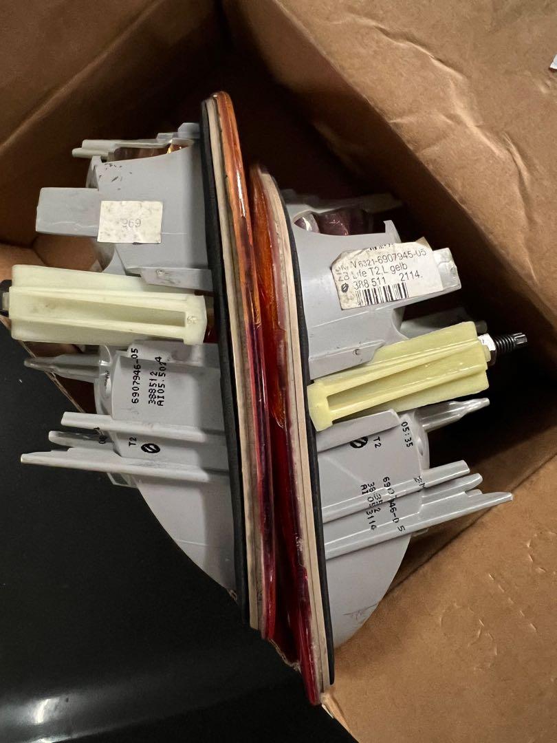 BMW E46 rear inner Tail Light, Auto Accessories on Carousell