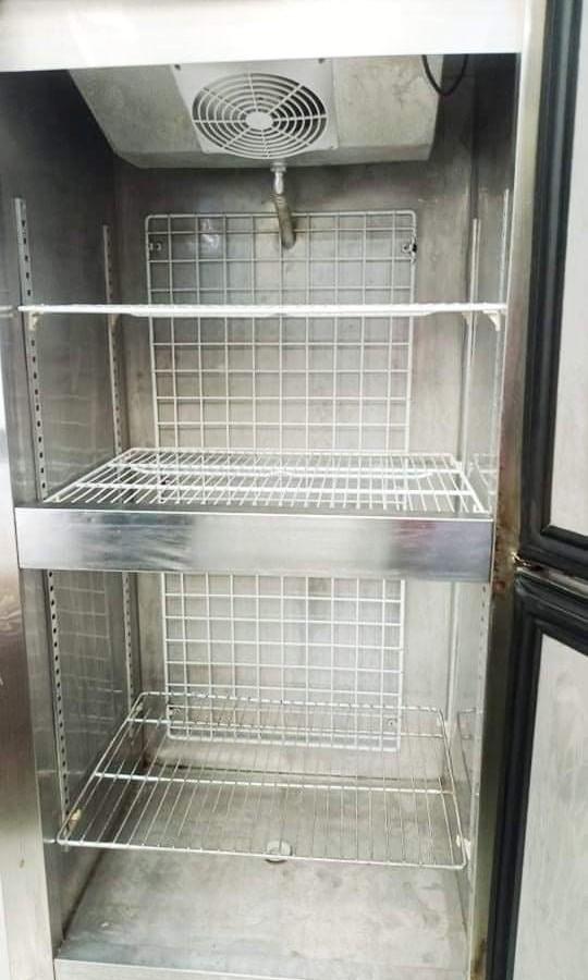 Chee Puck 2 Door Commercial Upright Chiller, TV & Home Appliances ...