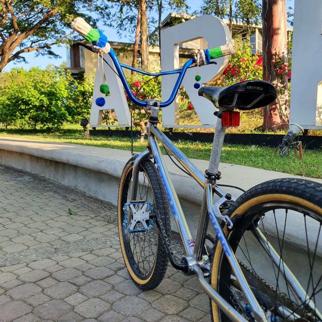 Custom cruiser giant mosh BMX 24 Old school, Sports Equipment, Bicycles ...
