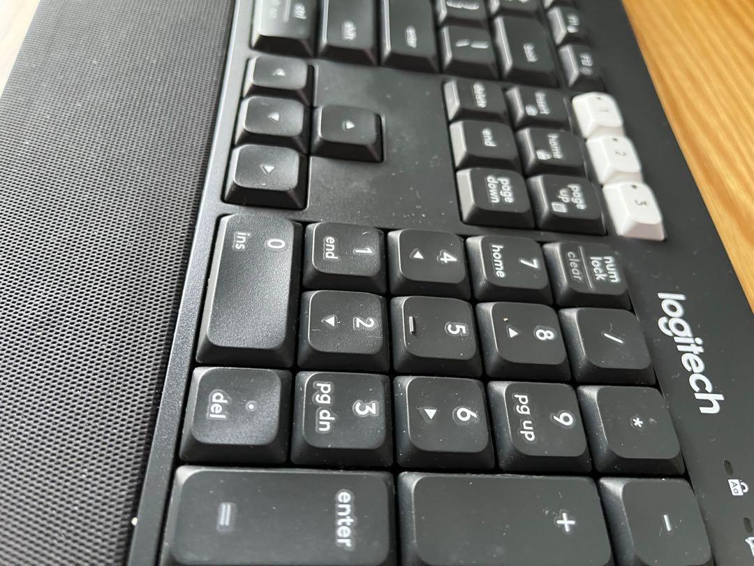 Logitech K850 + M720, Computers & Tech, Parts & Accessories, Computer ...