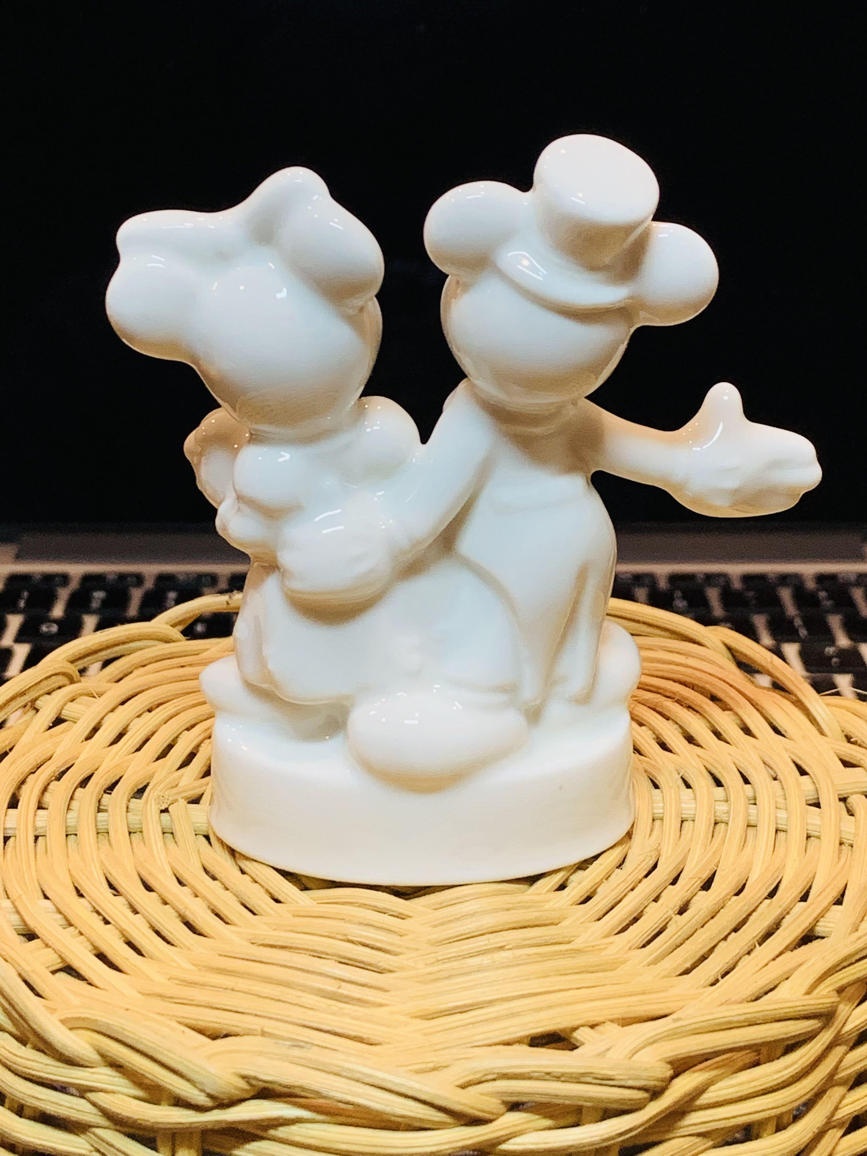 Tokyo Disney Ambassador Hotel Mr Mickey Mouse & Mrs Minnie Mouse ...