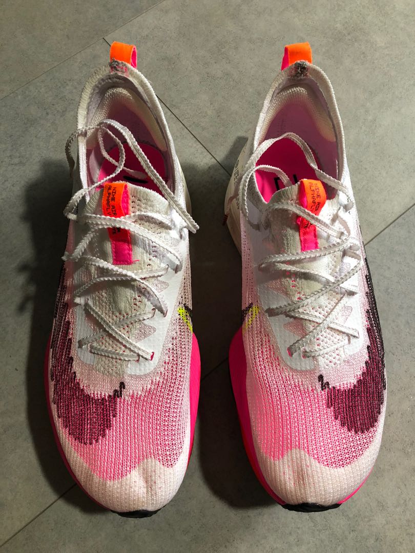 Nike Alphafly NEXT% Flyknit, Men's Fashion, Footwear, Sneakers on Carousell