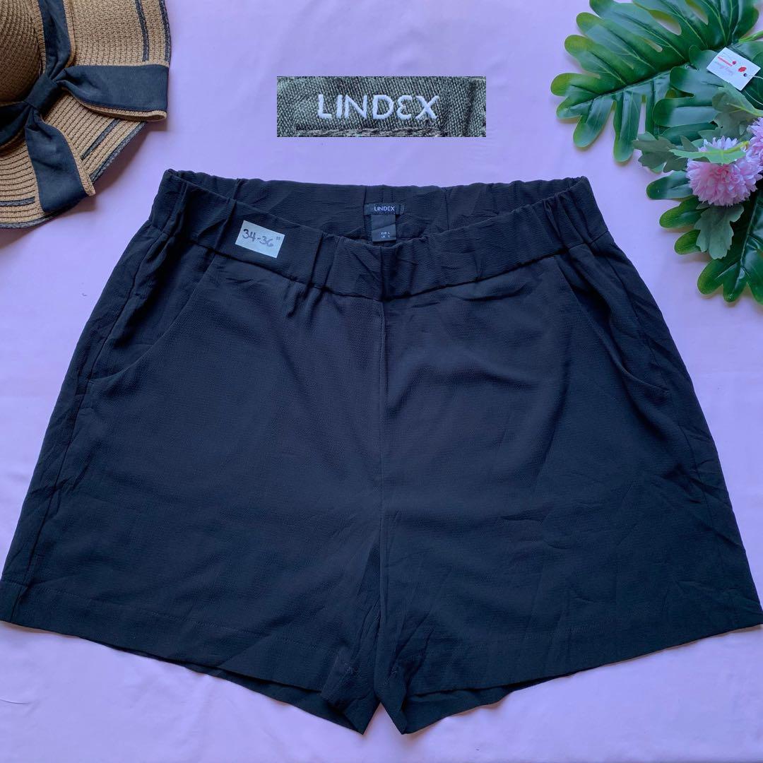 Plain Black Short, Women's Fashion, Bottoms, Shorts on Carousell