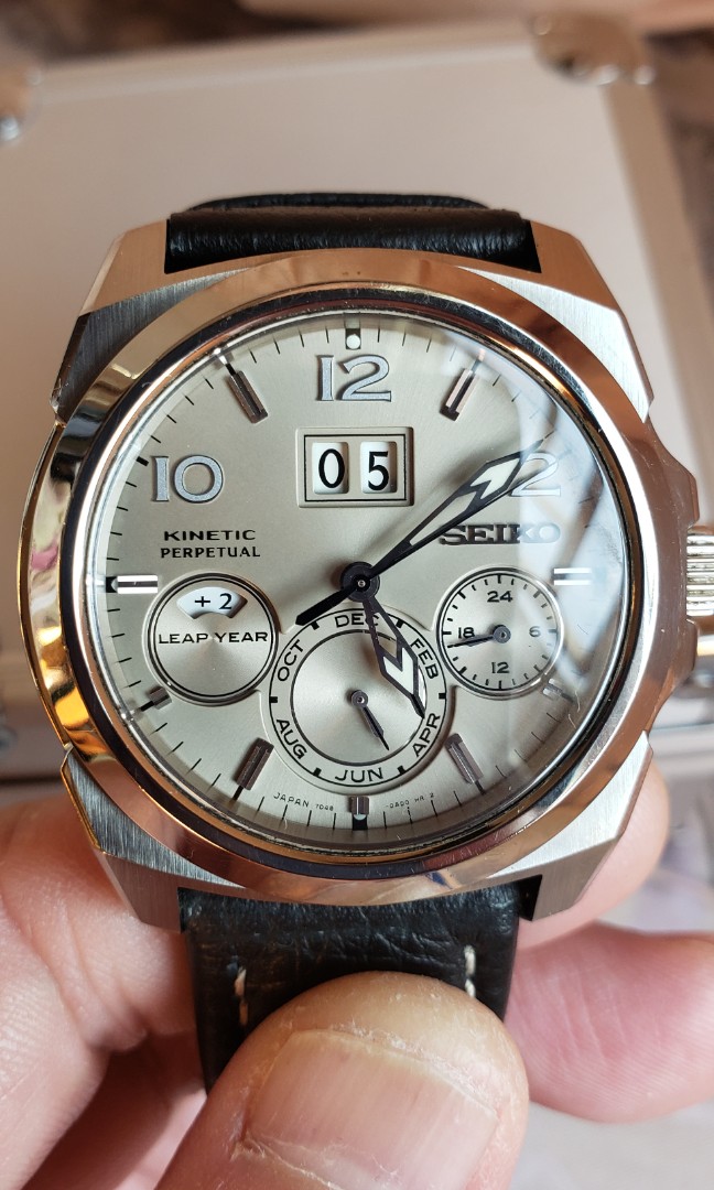 Seiko Titanium perpetual calendar by Kinetic, 男裝, 手錶及配件, 手錶 - Carousell