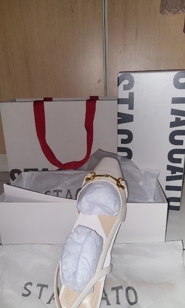 Staccato mules / flatshoes staccato, Fesyen Wanita, Sepatu di Carousell