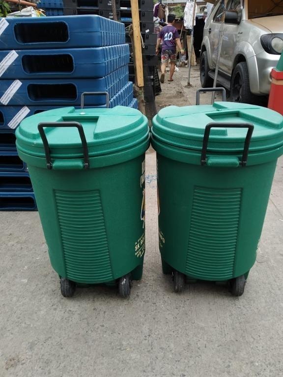 TROLLING TRASH BIN, Furniture & Home Living, Cleaning & Homecare ...