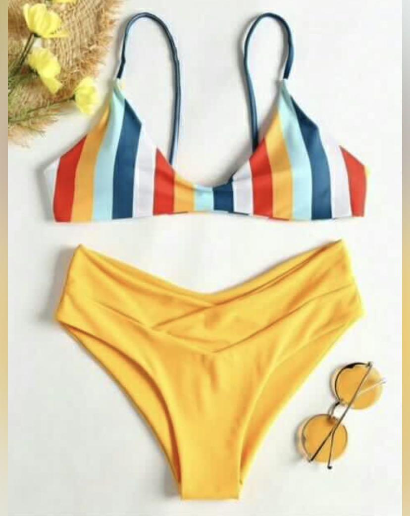 2 pc swimsuit, Women's Fashion, Swimwear, Bikinis & Swimsuits on Carousell