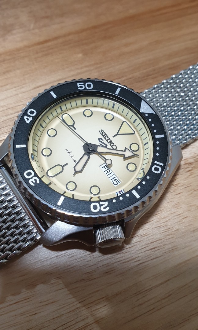 [CHEAPEST] Seiko 5 BEAUTIFUL DIAL, Luxury, Watches on Carousell