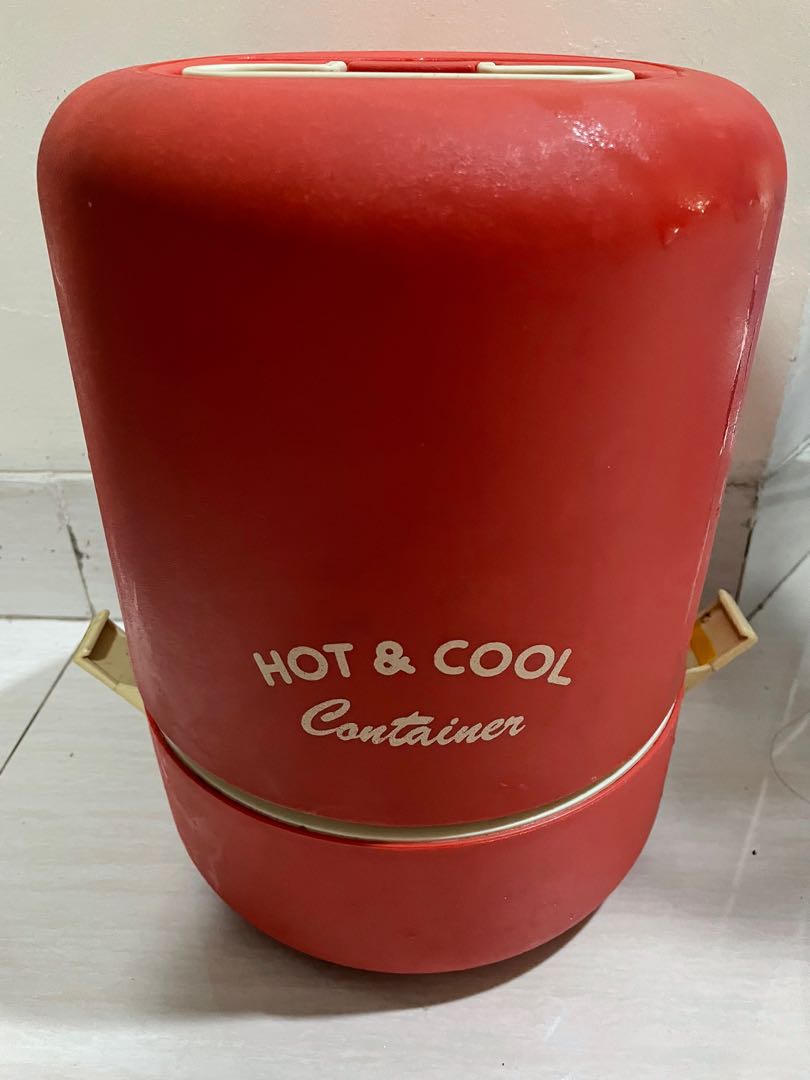 Hot and Cool container, Kitchen & Appliances di Carousell