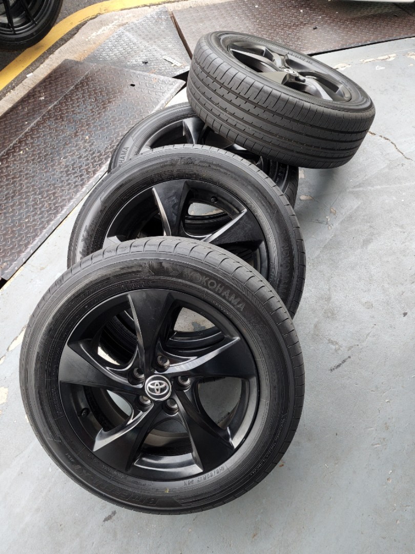 [LELONG] Toyota CHR 17 inch rims with Yokohoma tires 215/60R17, Car ...