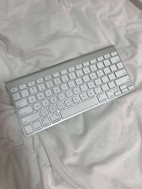 Magic Keyboard Gen 1, Computers & Tech, Parts & Accessories, Computer ...