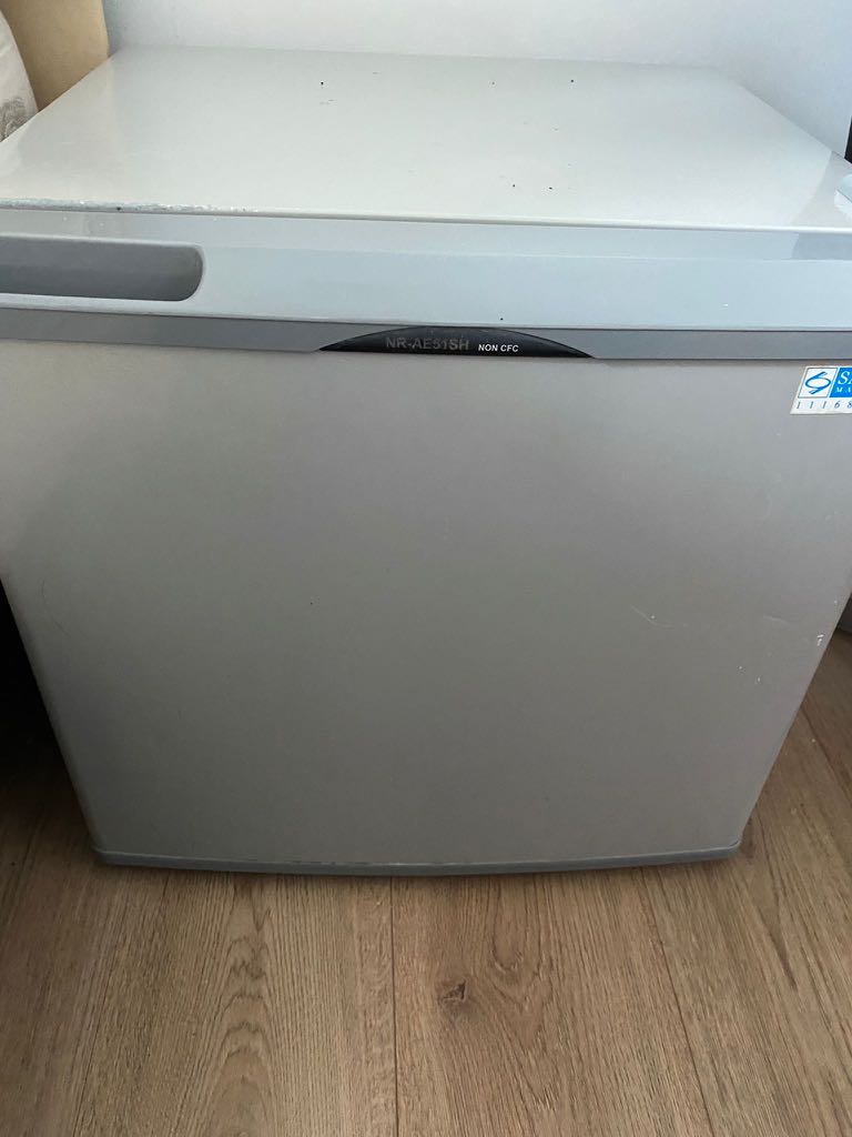 Panasonic Personal Mini Fridge, TV & Home Appliances, Kitchen ...