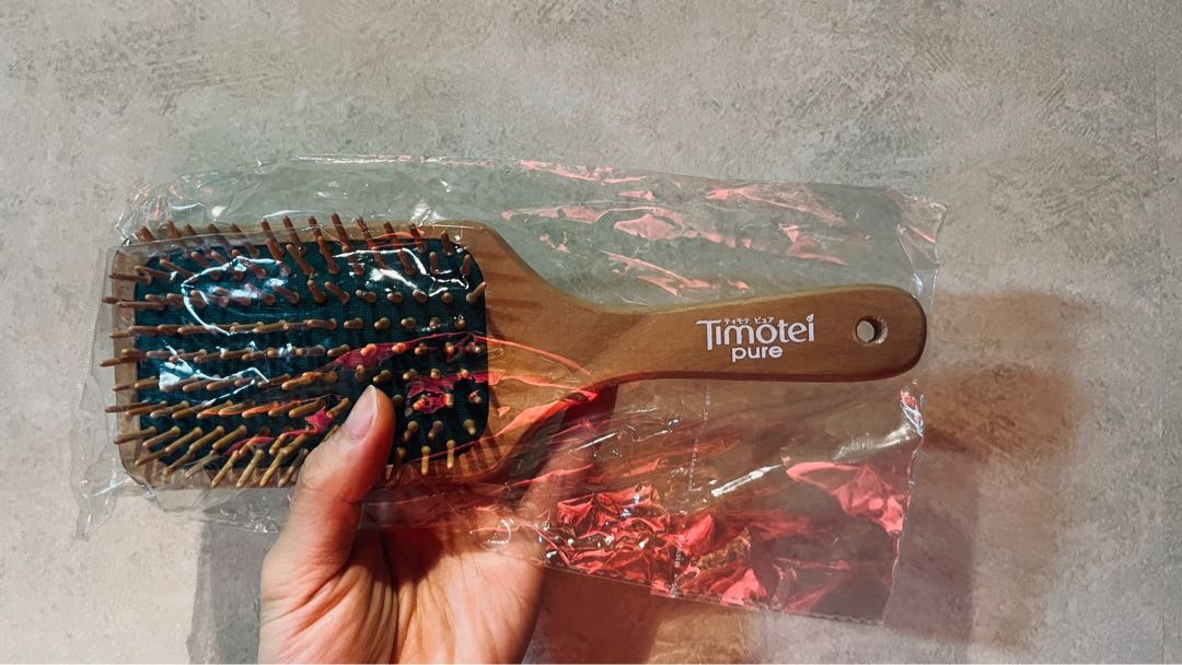 日本Timotel PURE 氣囊梳 梳頭髮一流 #全新, 美容＆個人護理, 健康及美容 - 頭髮護理 - Carousell