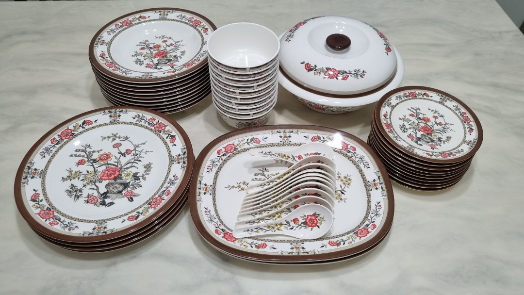 Vintage Floral Pattern Melamine Dinnerware Set (47 pcs), Furniture ...