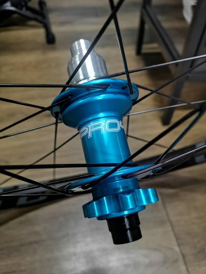 hope pro 4 yeti wheelset, Sports Equipment, Bicycles & Parts, Parts ...