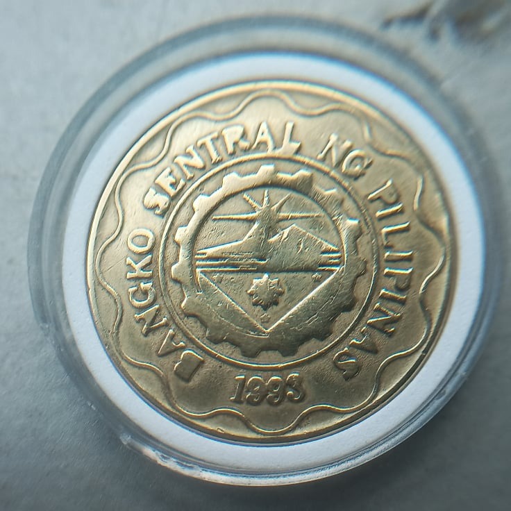 5 PESO 2002 CUD ERROR, Hobbies & Toys, Memorabilia & Collectibles ...