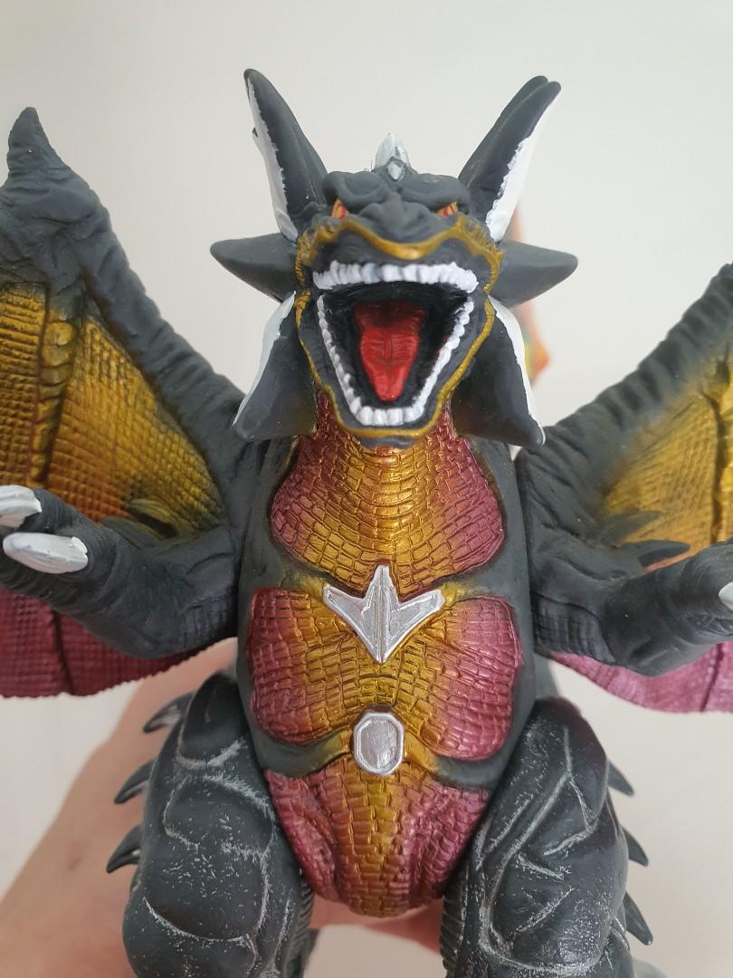Bandai UMS 44 ZOGU/ZOG 2nd Second Form Ultraman Gaia Kaiju Ultra ...