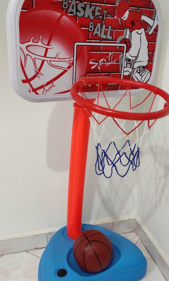 Basketball set, Hobbies & Toys, Toys & Games on Carousell