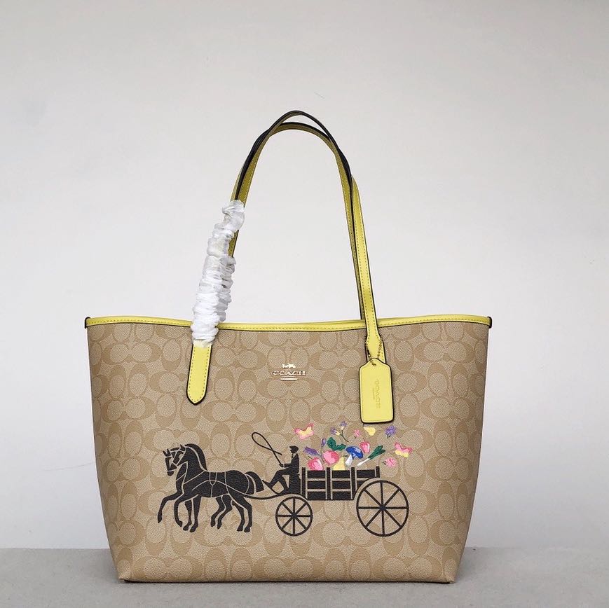 Coach New Carriage Horse Tote Bag, Women's Fashion, Bags & Wallets ...