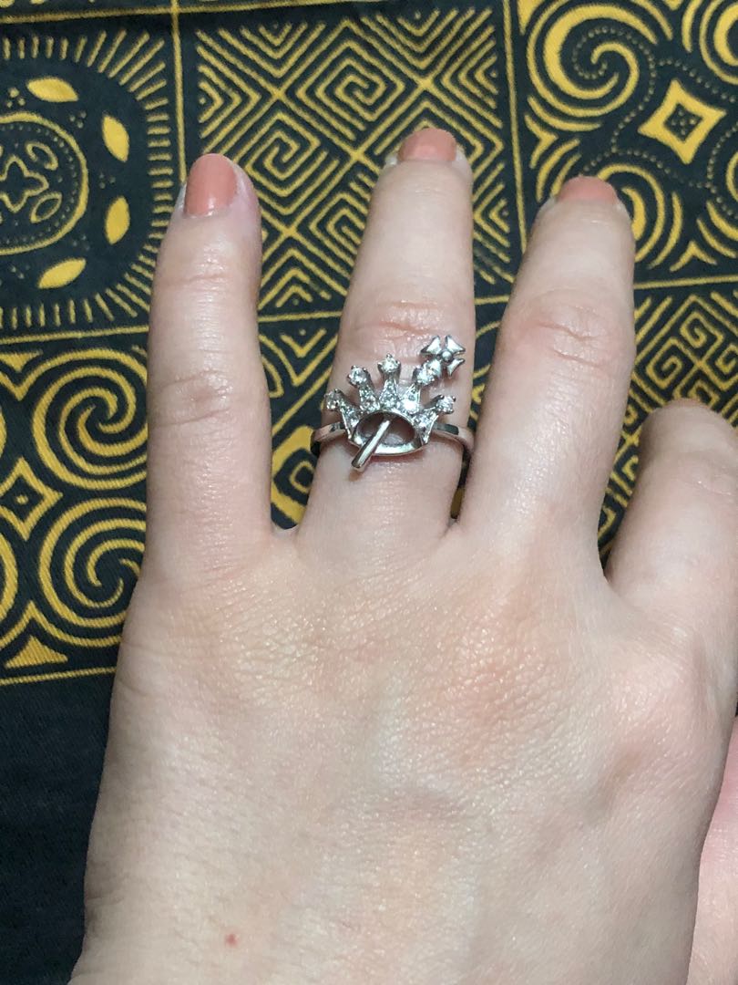 crown and staff ring, Women's Fashion, Jewelry & Organizers, Rings on ...