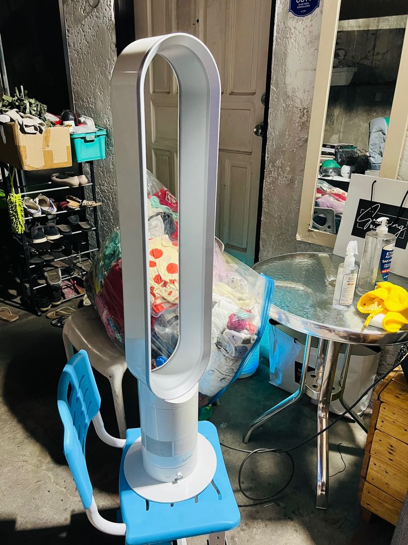 Dyson AM02 Bladeless Fan, Furniture & Home Living, Lighting & Fans ...