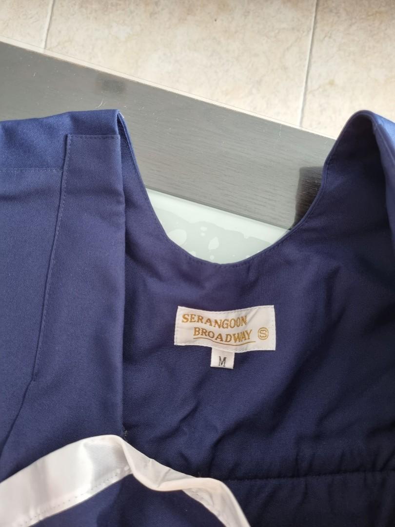 Graduation gown (ntu accounting) and bear (like brand new) size 7 ...