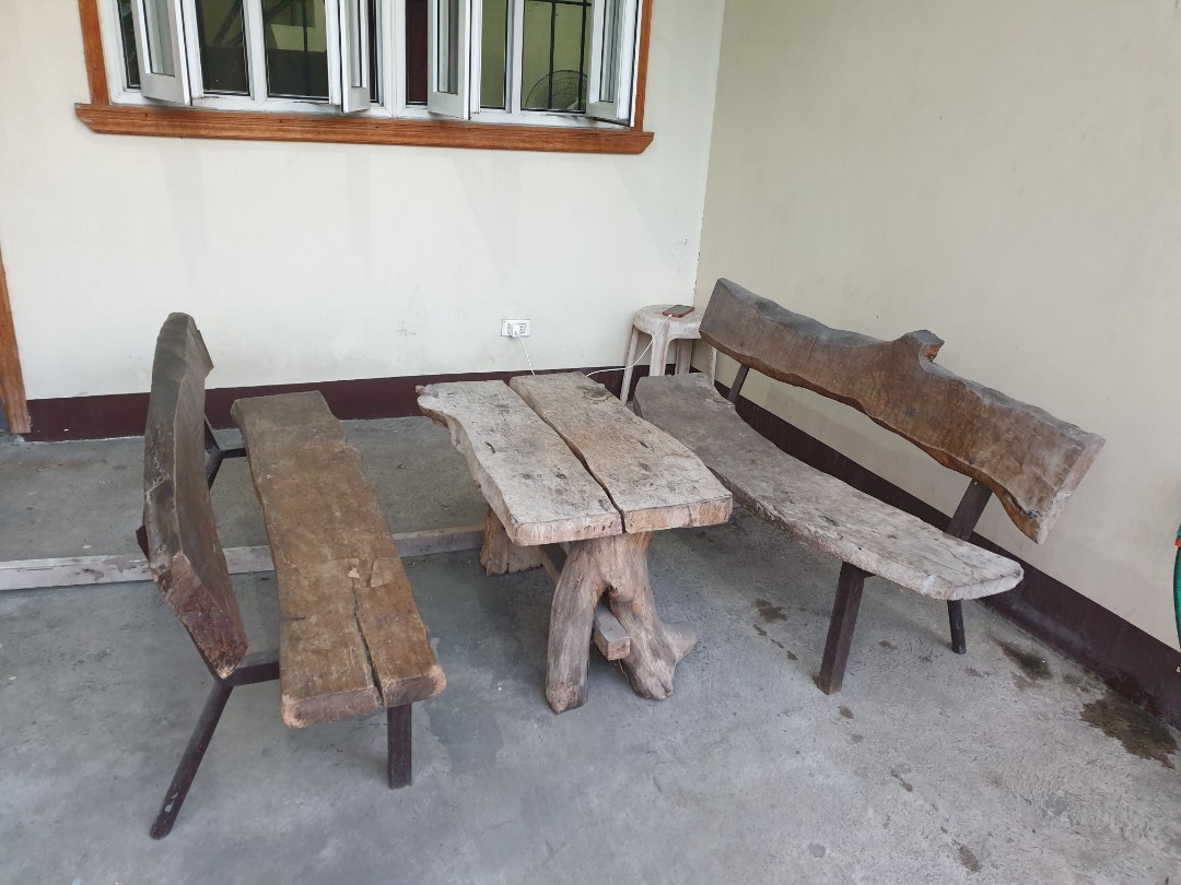 RAINY DAY SALE!! Kamachile wooden outdoor sala set (table and chairs ...