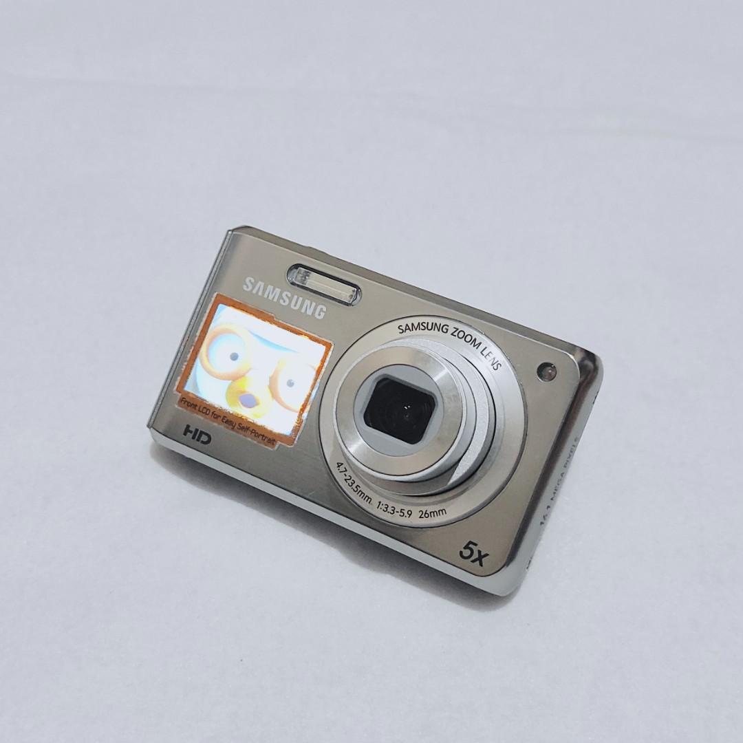 Samsung DV100 Dual Screen, Fotografi di Carousell