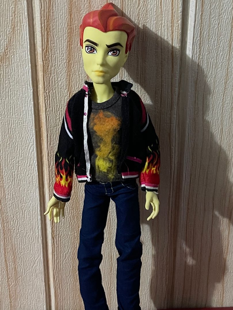 monster high heart burns, Hobbies & Toys, Toys & Games on Carousell