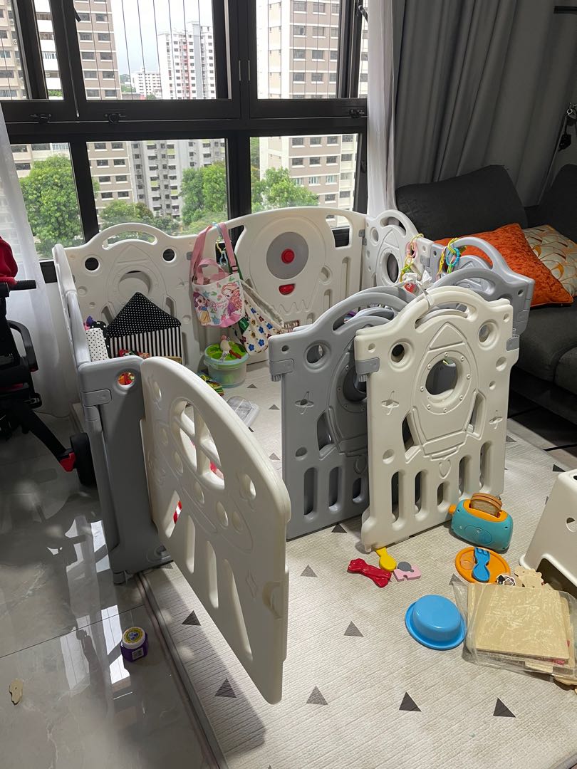 Playpen, Babies & Kids, Infant Playtime on Carousell