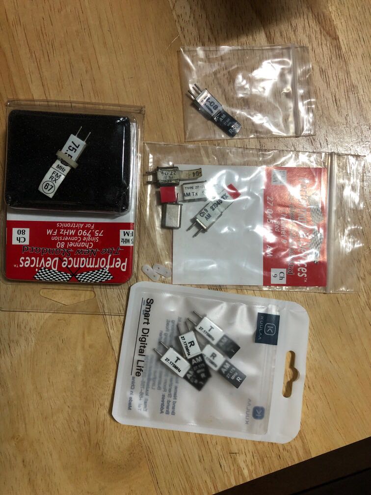 RC TX and RX crystals, Hobbies & Toys, Toys & Games on Carousell