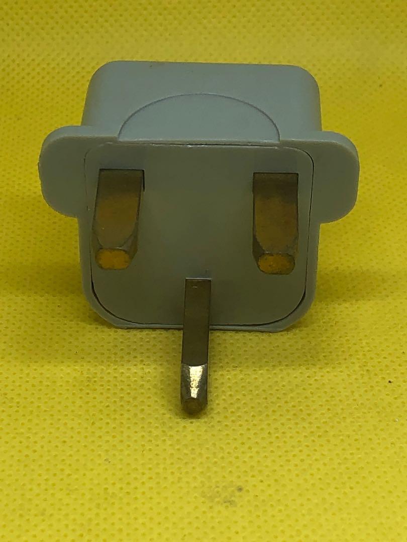 Samsonite Worldwide Converter/Adaptor Kit, Looking For on Carousell