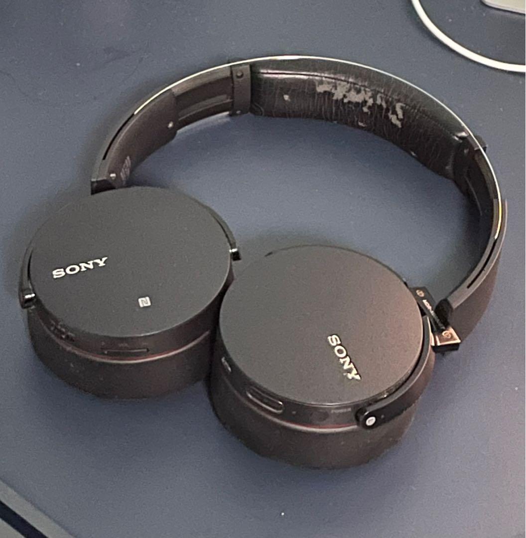 Sony Headphones, Audio, Headphones & Headsets on Carousell