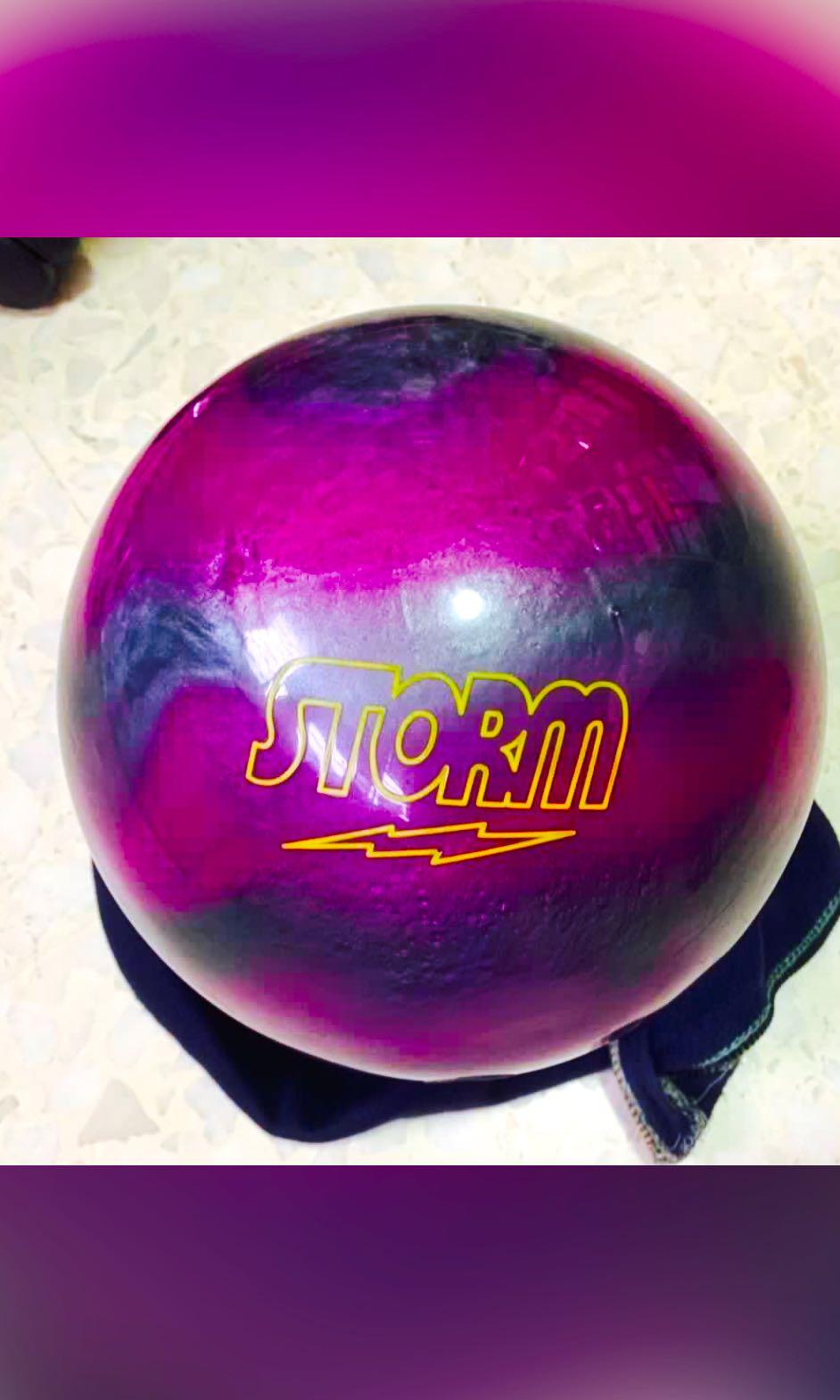 Storm Bowling Ball, Sports Equipment, Sports & Games, Billiards ...