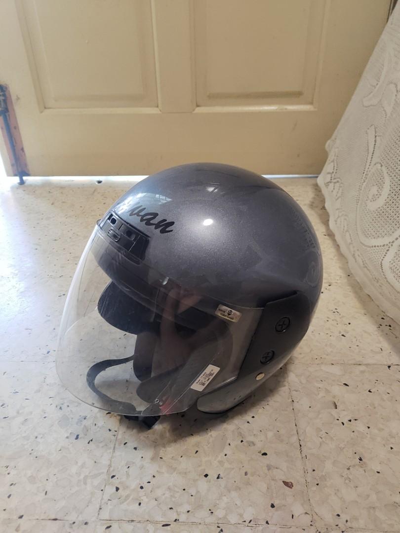 Swan Helmet, Motorbikes on Carousell
