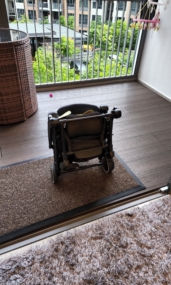 Tavo Cabin Size stroller, Babies & Kids, Going Out, Strollers on Carousell