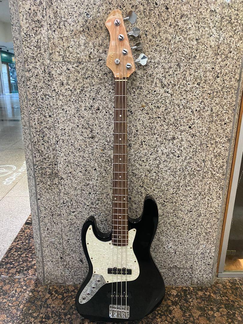 TGM Lefty 4 String Bass Guitar, Hobbies & Toys, Music & Media, Musical ...