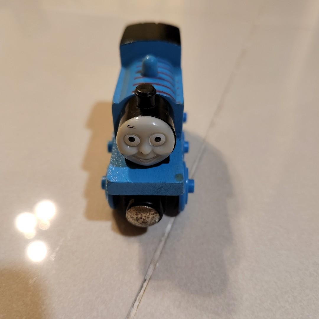 Thomas and friends train magnet, Hobbies & Toys, Toys & Games on Carousell