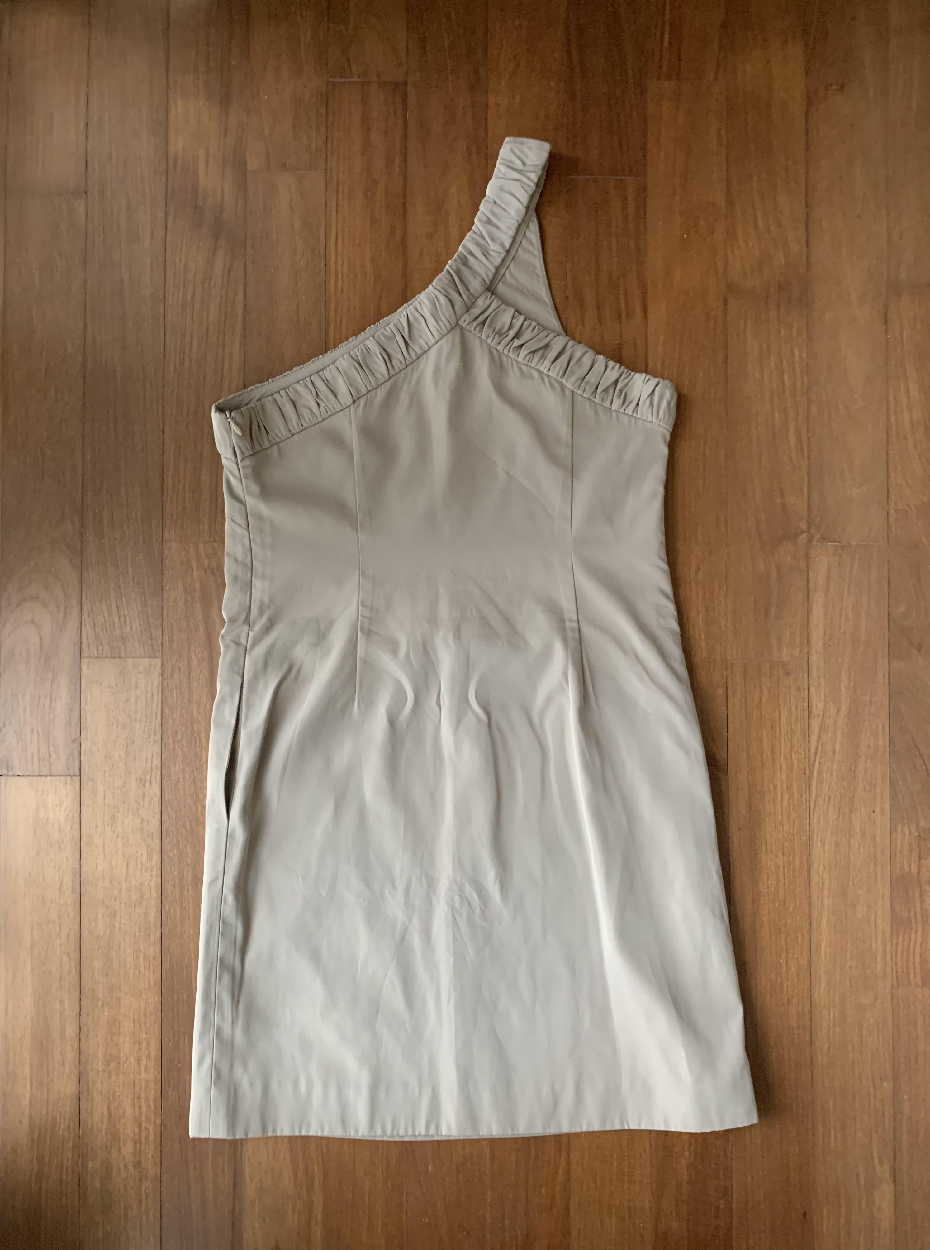 Toga Dress (ICE TAN), Women's Fashion, Dresses & Sets, Dresses on Carousell