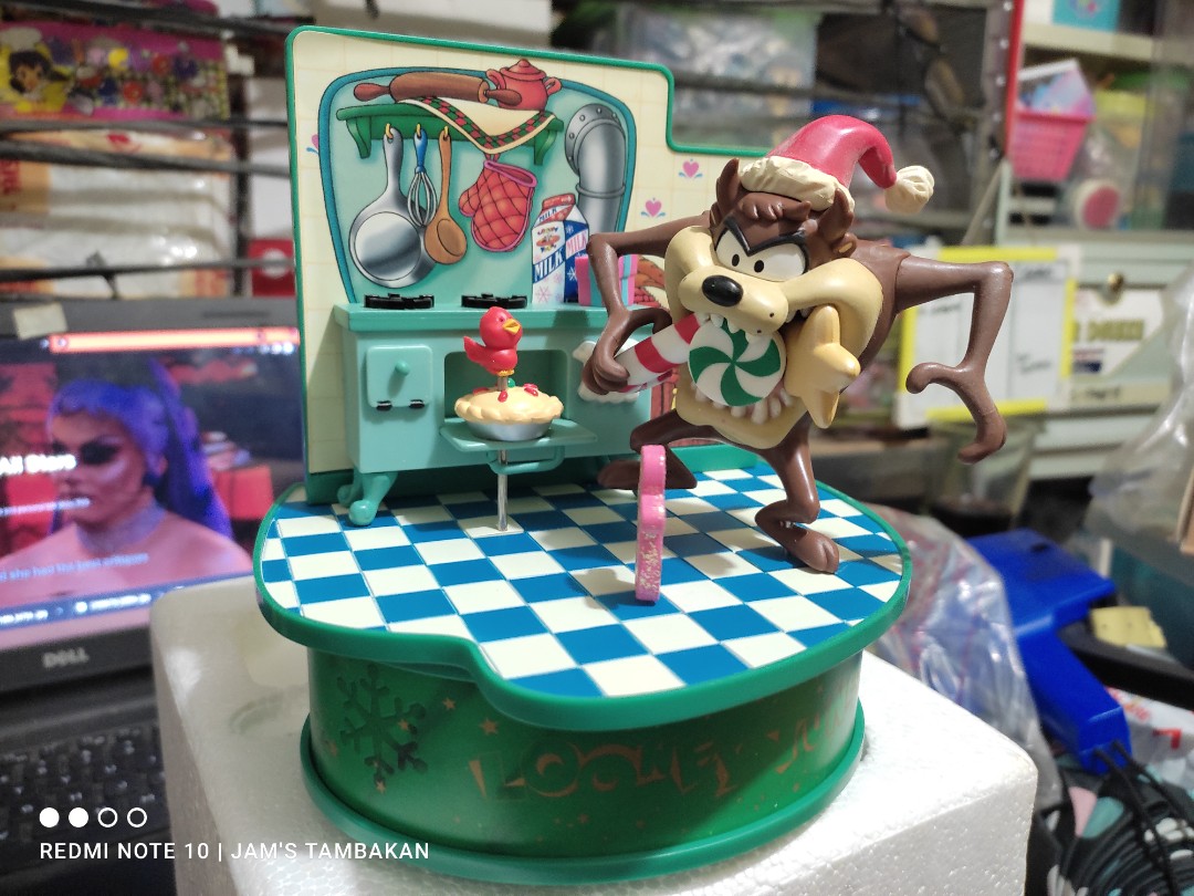 Vintage 1997 Taz Music Box (Working), Hobbies & Toys, Toys & Games on ...