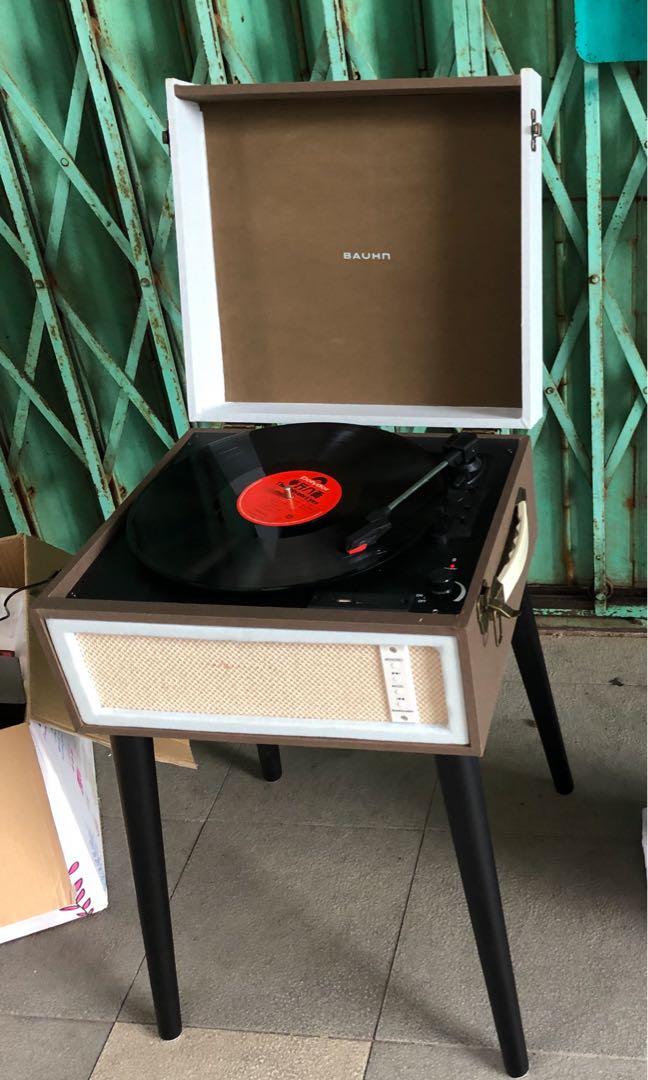 Vintage tune table, Everything Else on Carousell