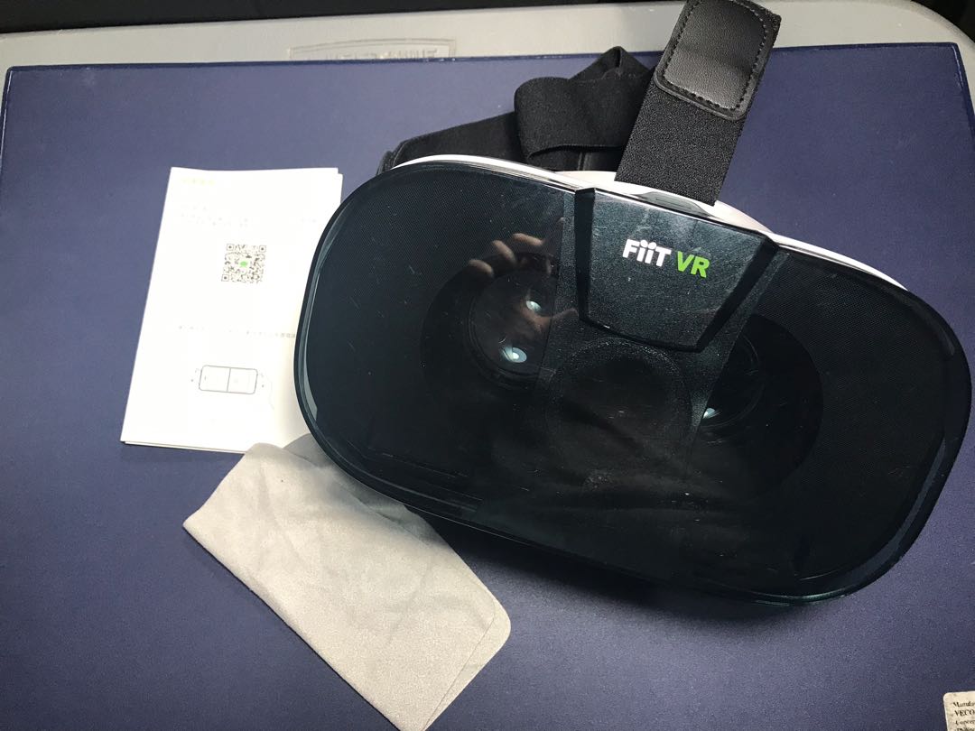 VR box, Video Gaming, Gaming Accessories, Virtual Reality on Carousell