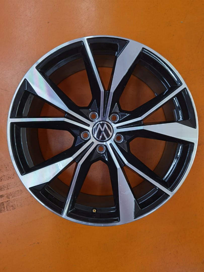 20 inch Volkswagen/ Vw rims. Original ., Car Accessories, Tyres & Rims ...