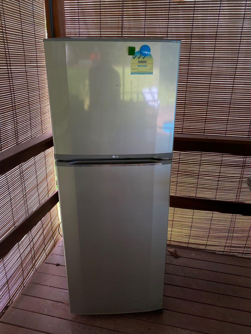 LG 2-door fridge (3 ticks), TV & Home Appliances, Kitchen Appliances ...